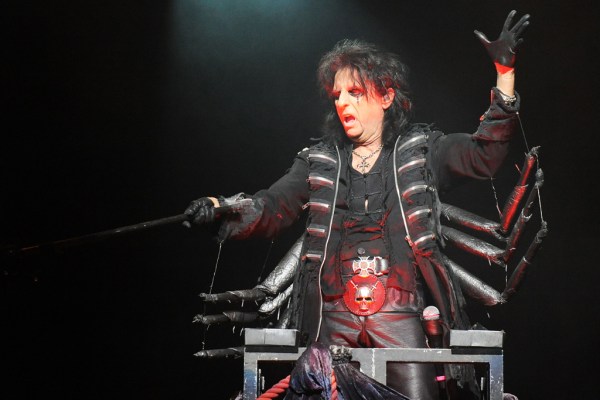 Alice Cooper | Happy 50th Birthday, Axl Rose. Photos of Rose and 9 ...