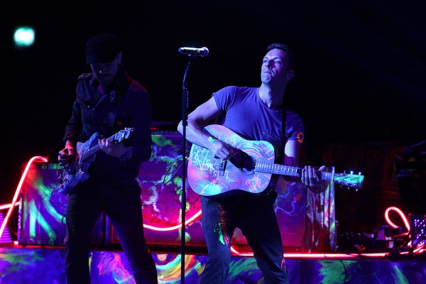 Coldplay, "Charlie Brown" | The Best and Worst Performances of the 2012 ...