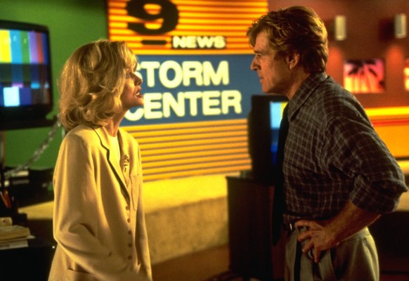 Up Close & Personal | Anchor Management: 10 Best Fictional TV Newsrooms ...